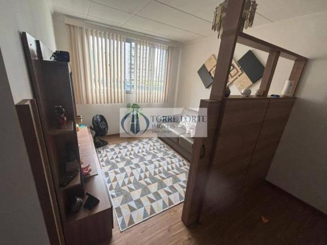 Apartamento Amplo com 2 Dormitórios, 1 Suíte e 1 Vaga no Tatuapé