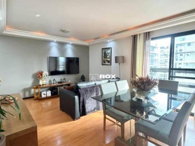 Apartamento amplo com 4 quartos à venda no Água Verde, Curitiba/PR