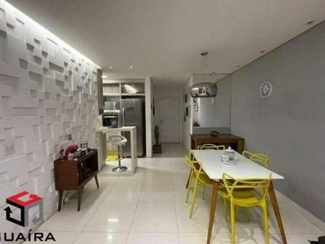 Apartamento amplo com 85m² localizado na Vila América em Santo André/SP