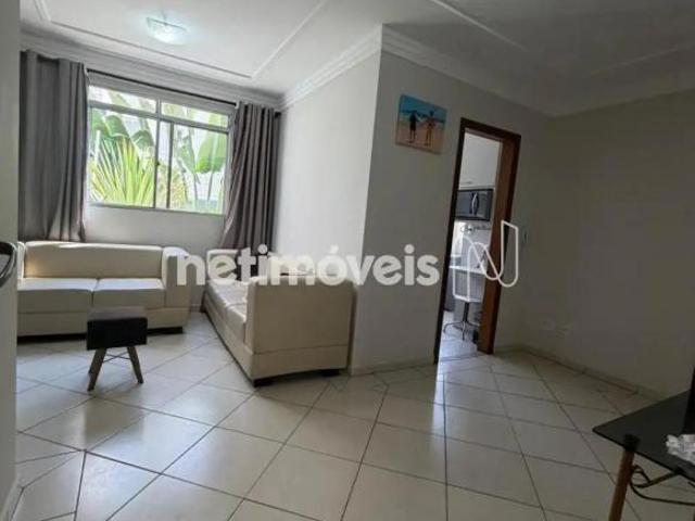 Apartamento amplo com localização privilegiada no Castelo!