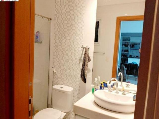 Apartamento Amplo com varanda e lazer para toda Familia Imperdível!