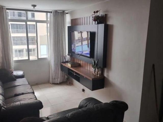 APARTAMENTO AMPLO COM VARANDA EM TAGUATINGA NORTE