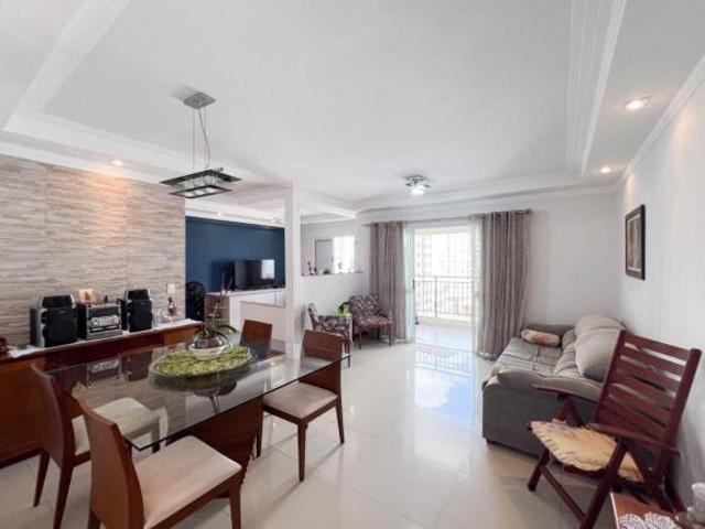 Apartamento Amplo com Varanda Gourmet e 3 Dormitórios
