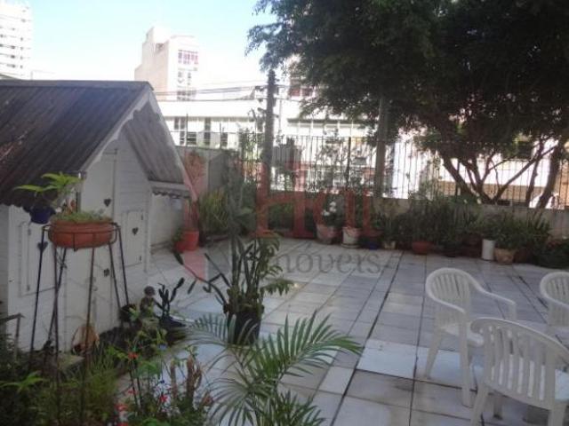 Apartamento Amplo com Vista para Jardim | 3 Dorms 1 Suíte Próximo ao Metrô