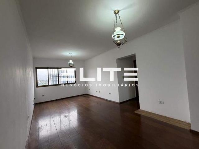 Apartamento Amplo de 122m² no Bairro Jardim – Conforto, Privacidade e Excelente Localização em Santo