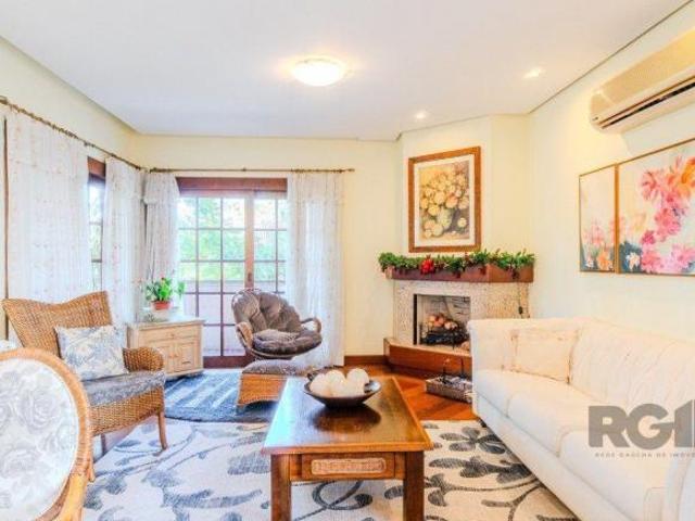 Apartamento amplo de 191m² privativos reformado