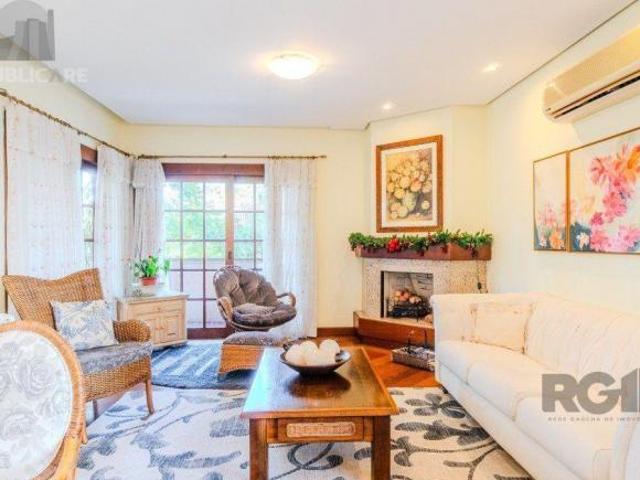 Apartamento amplo de 191m² privativos reformado