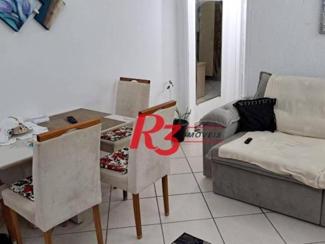 Apartamento amplo de 1 dormitório no Embaré
