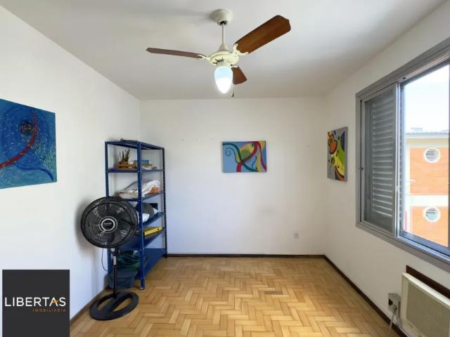 Apartamento amplo de 2 dormitório ao lado do Mãe de Deus e próximo da Orla