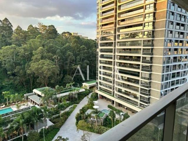 Apartamento AMPLO de 330m² à venda com 3 suítes e 4 vagas no Parque Global, Panamby