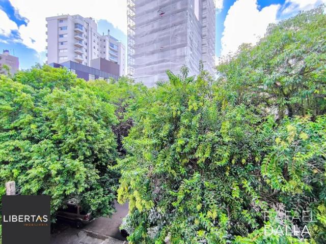 Apartamento Amplo de 3 Dormitórios na Cândido Silveira com Alta Rentabilidade