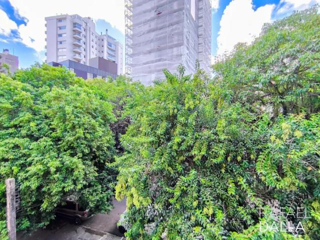 Apartamento Amplo de 3 Dormitórios na Cândido Silveira com Alta Rentabilidade