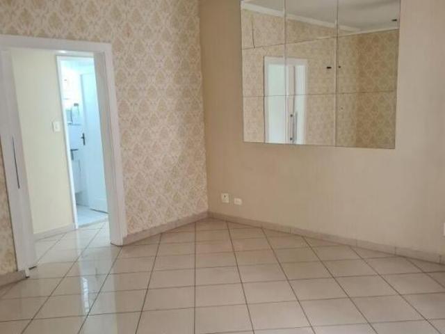 Apartamento Amplo de 3 Dormitorios, Otima Localização