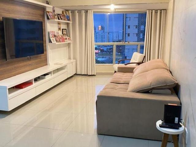 Apartamento amplo e aconchegante, com 83m² muito bem distribuídos