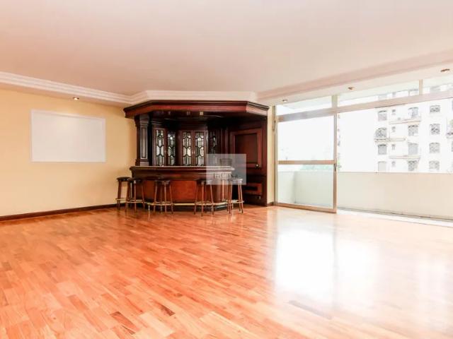 Apartamento Amplo e Elegante para uma Vida Excepciona
