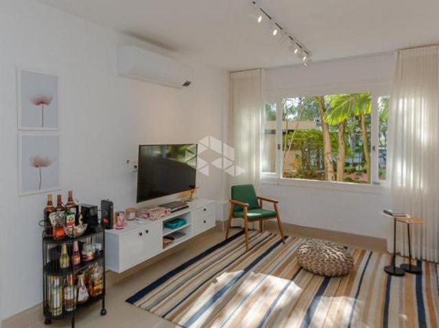 Apartamento amplo e iluminado em rua tranquila do Higienópolis!