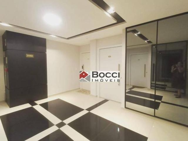 Apartamento amplo e lindo, no coração da cidade!
