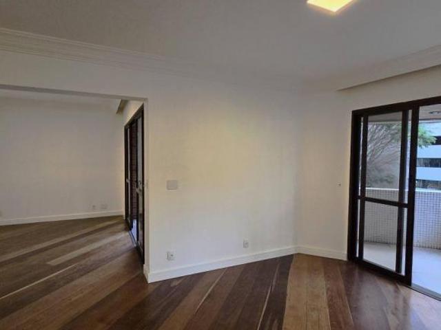 Apartamento amplo em Perdizes, 4 dorms, 3 vagas