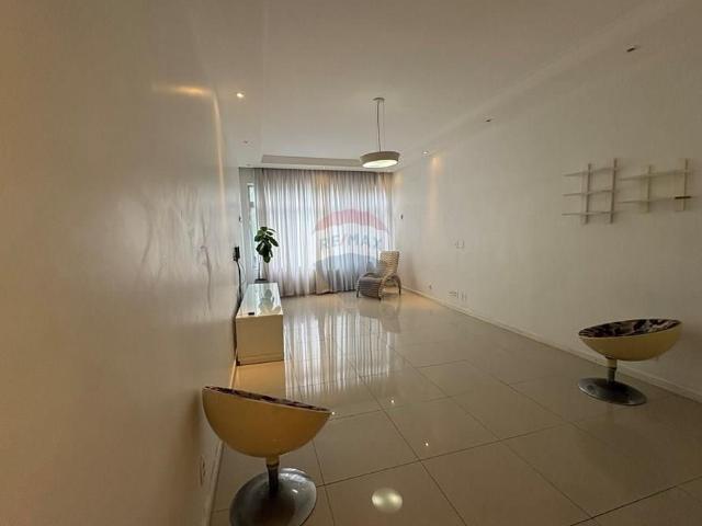 Apartamento Amplo na Tijuca, Ótimo Preço! Use FGTS ou Financiamento!