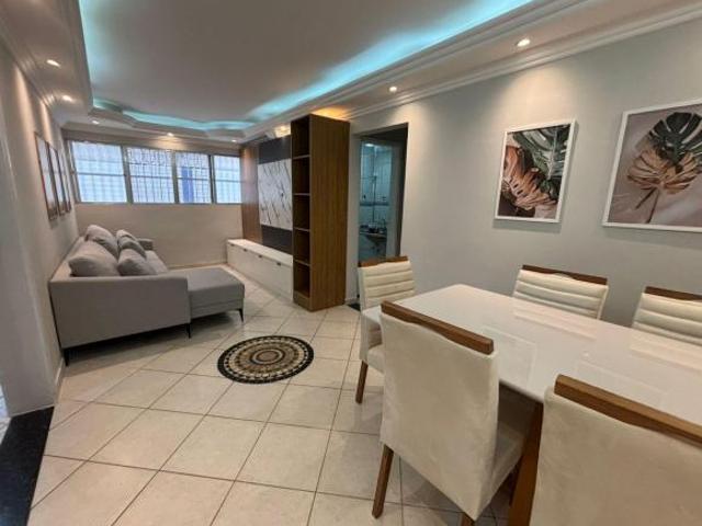 Apartamento Amplo na Guilhermina em Praia Grande | 2 Dormitórios e 82m²