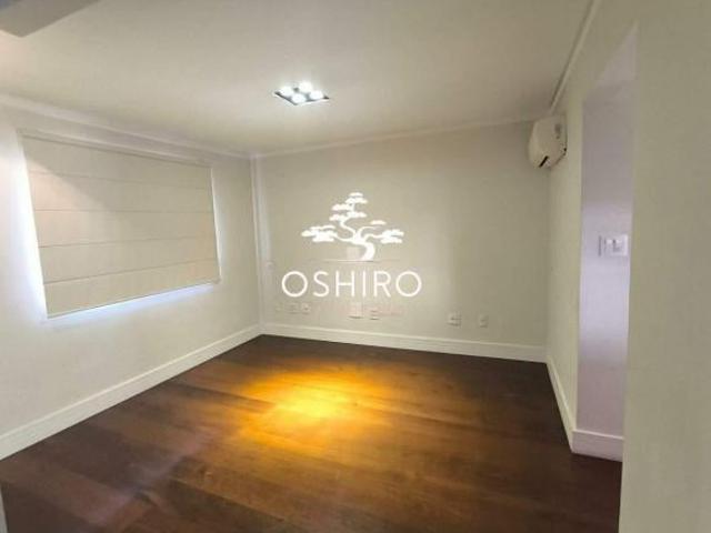 Apartamento Amplo no Boqueirão – 3 Suítes com Closet, 3 Vagas e 211m²