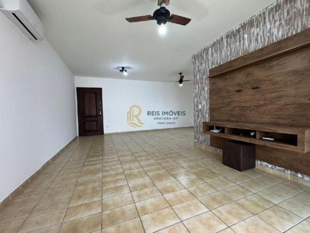 Apartamento amplo no centro de Ubatuba