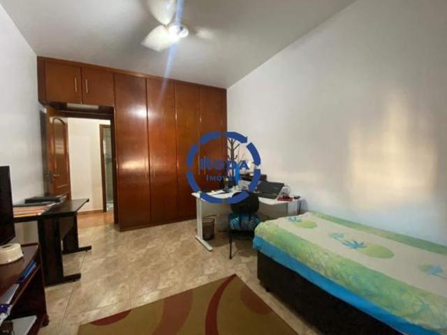 APARTAMENTO AMPLO NO GONZAGA – 175 m² | 3 DORMITÓRIOS | 2 VAGAS