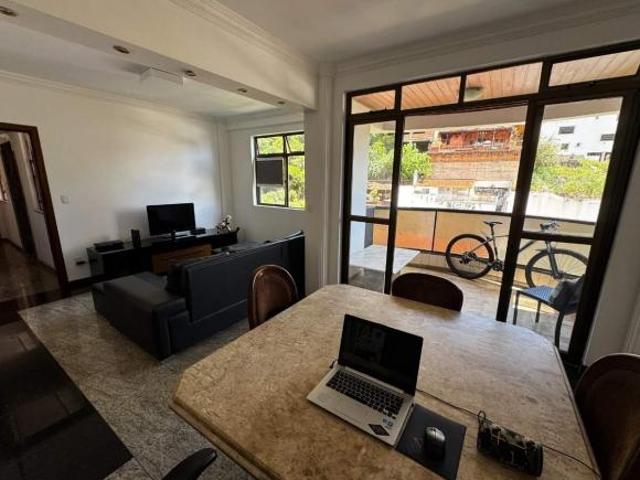 Apartamento amplo no Luxembugo perto de tudo