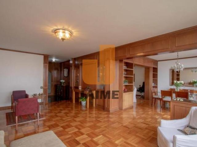 Apartamento andar alto com 3 dormitórios sendo 1 suíte master e 2 vagas, a 7 minutos do Shopping