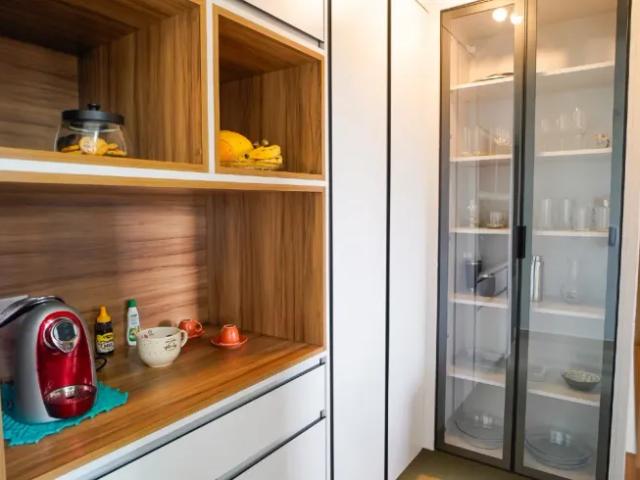 Apartamento andar alto, 3 Dormitórios com 2 Suítes, Frente, 96 m², Mobiliado – Vila Guiomar, Santo A