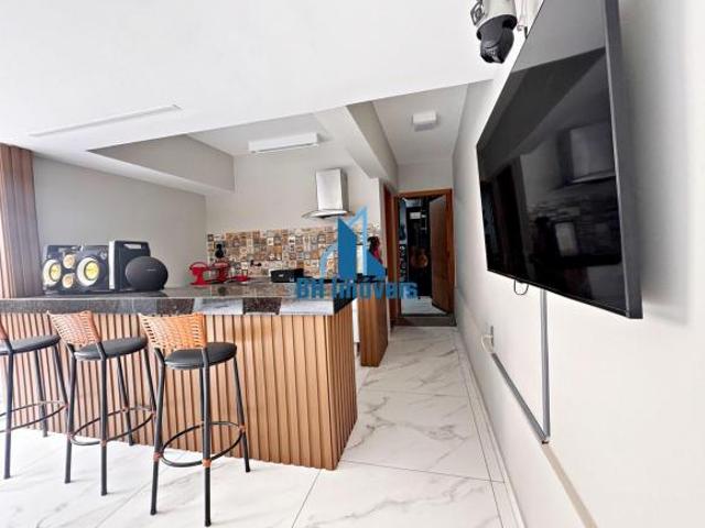 Apartamento área privativa 2 quartos e elevador no bairro Paquetá Belo Horizonte