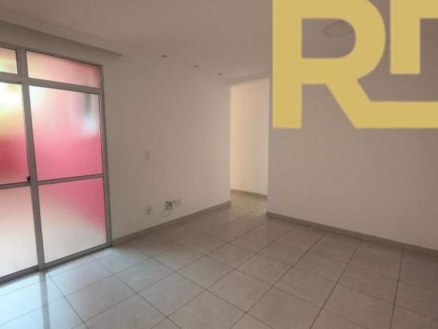 Apartamento área privativa 3 quartos, 2 banhos, 2 vagas no Silveira