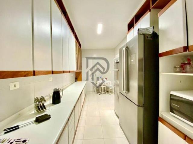 Apartamento avenida paulista frente shopping cidade sp