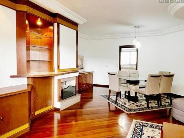 Apartamento | Bacacheri | 3 quartos | 1 vaga | 152m² de área útil