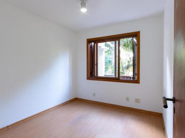Apartamento bairro Cavalhada com 03 dormitórios, gabinete e 2 vagas 134,35m2 pri