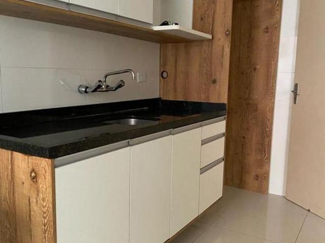 APARTAMENTO BAIRRO BATEL SEMI MOBILIADO COM 2 DORMITÓRIOS