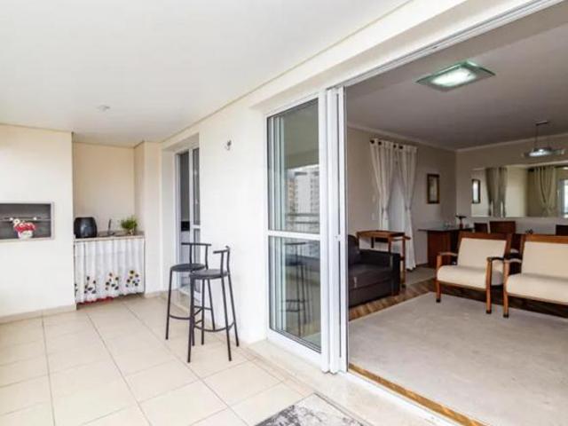 Apartamento bairro Portao 125m2 útil,3 quartos,3suite, 2 vagas, sacada c/ churrasqueira