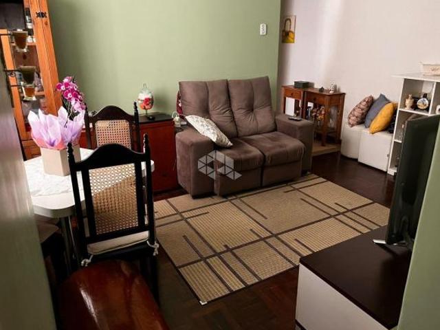 Apartamento Bairro Praia de Belas 2 Dormitórios