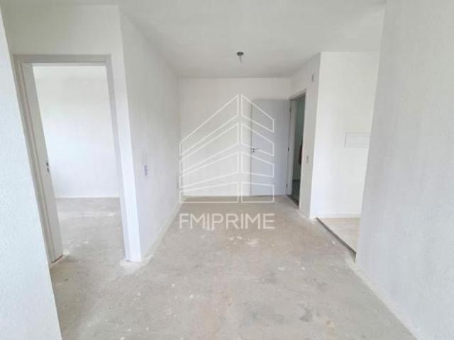 APARTAMENTO BARRA FUNDA 45m² SALA, COZINHA, 2 QUARTOS, SEM VAGA
