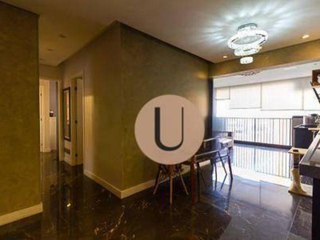 Excelente apartamento na Barra Funda | 3 dormitórios, suíte, varanda e 2 vagas