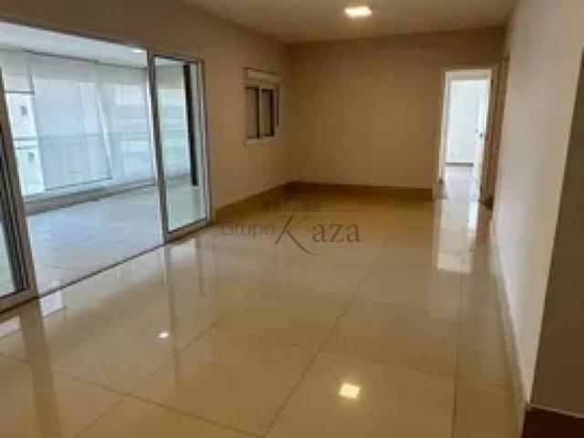 Apartamento Barra Funda 3 Dormitórios 145m²