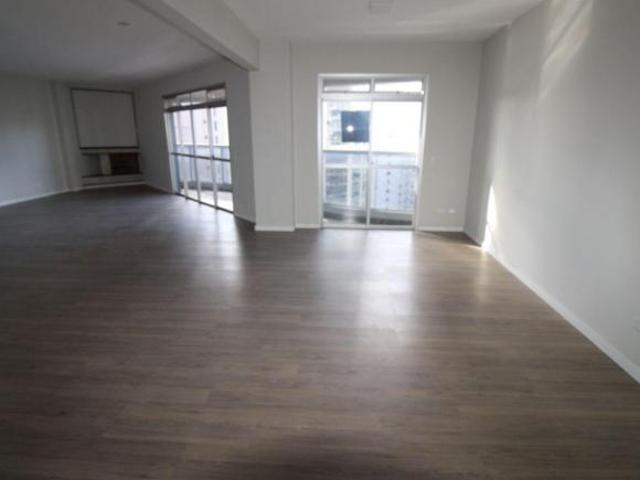 APARTAMENTO BATEL 189M2 ÚTIL FACE NORTE AO LADO DA PRAÇA DO JAPÃO