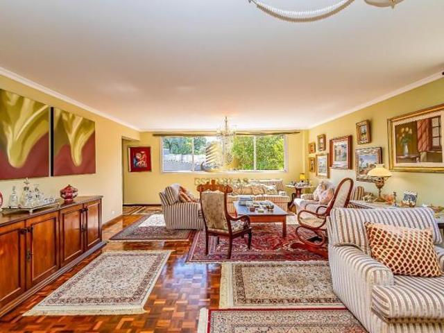 Apartamento com 4 quartos no Batel, Curitiba PR