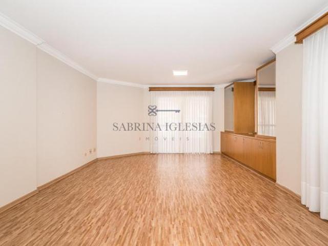 APARTAMENTO BEM LOCALIZADO COM 3 QUARTOS NO BIGORR