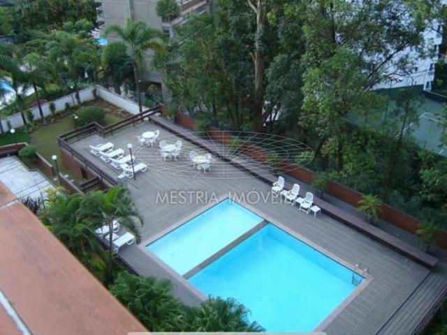 Apartamento bem localizado e com ótima planta para deixar do seu jeito !