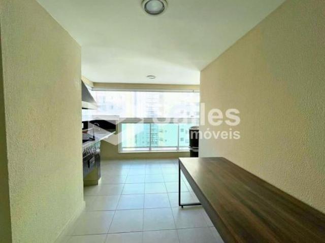 Apartamento bem localizado próximo da praia em Pitangueiras