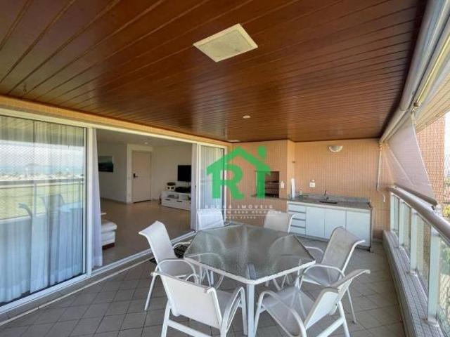 Apartamento Beira Mar, 4 Dormitórios 4 Suítes, 4 Vagas, Área de Lazer, Enseada, Guarujá/SP