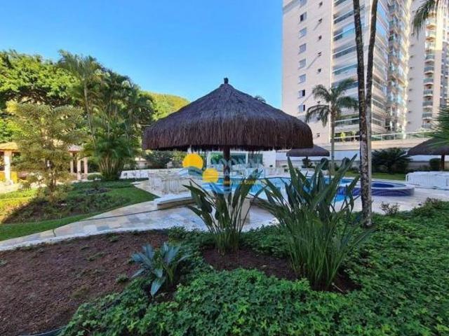 Apartamento beira mar com lazer — Astúrias — Guarujá