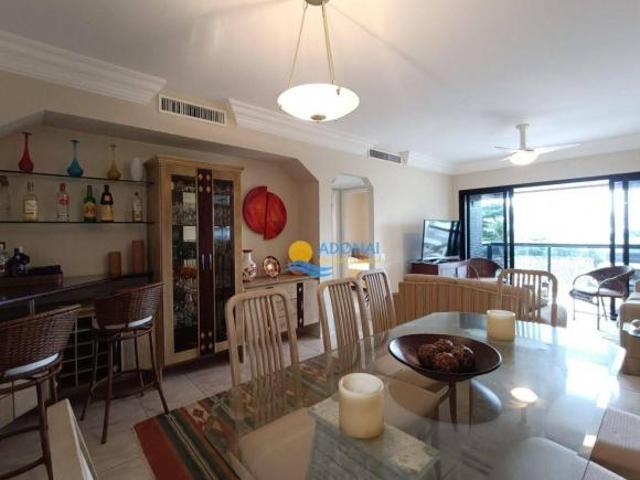 Apartamento beira mar com lazer — Enseada — Guarujá
