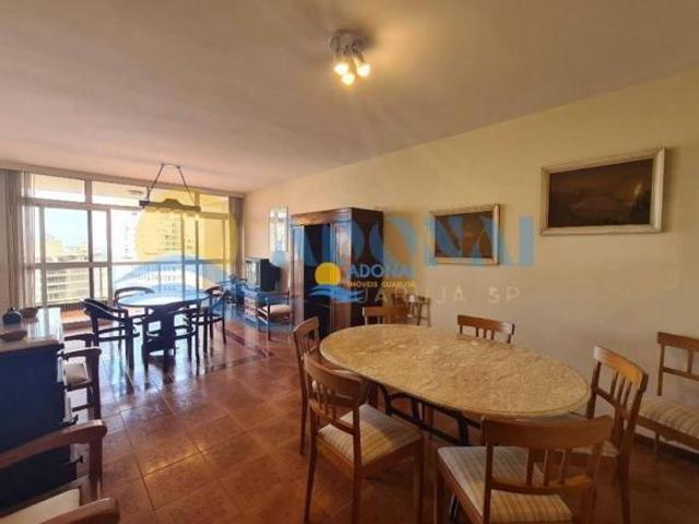 Apartamento beira mar com lazer — Pitangueiras — Guarujá